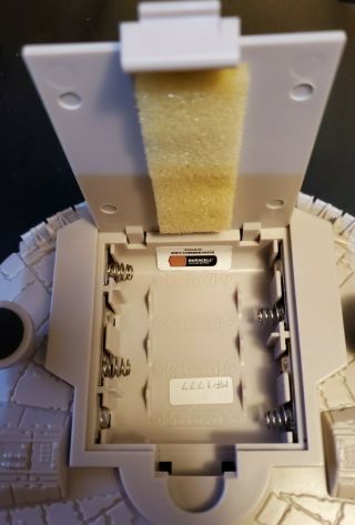 Vintage 1997 Star Wars Millenium Falcon Sounds Of The Force Tiger ...